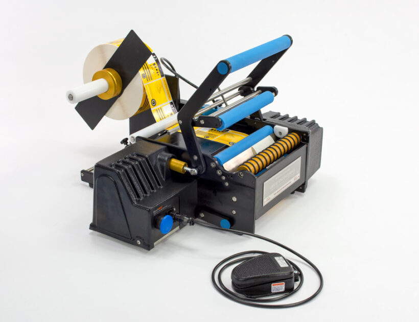 BenchDELUXE Labeling Machine